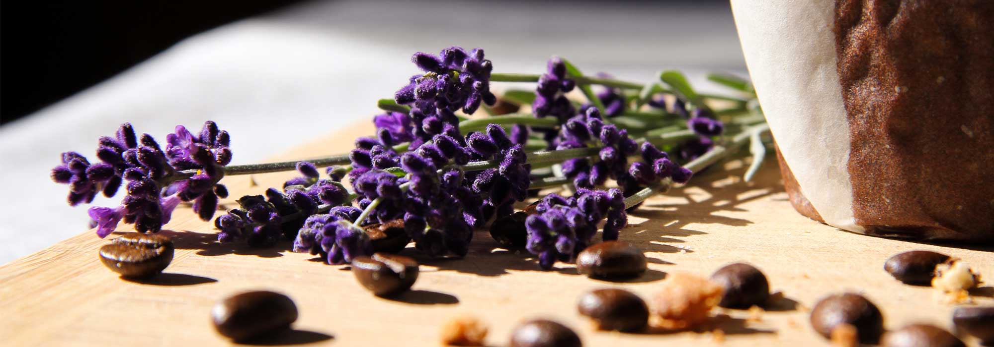 Aromatherapy History and Origins | Essential Oils – Puressentiel UK